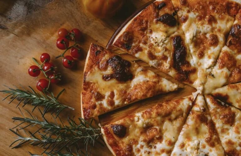 Different Types Of Crusts In Domino's- The Best Crust?
